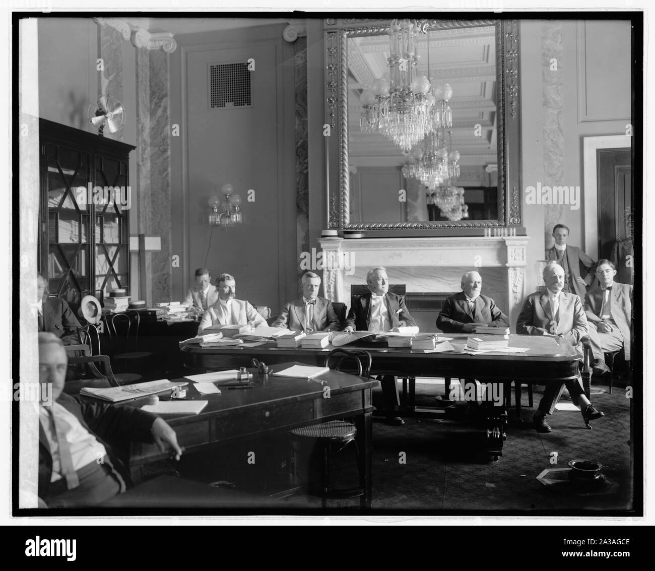 Sub committee hi-res stock photography and images - Alamy