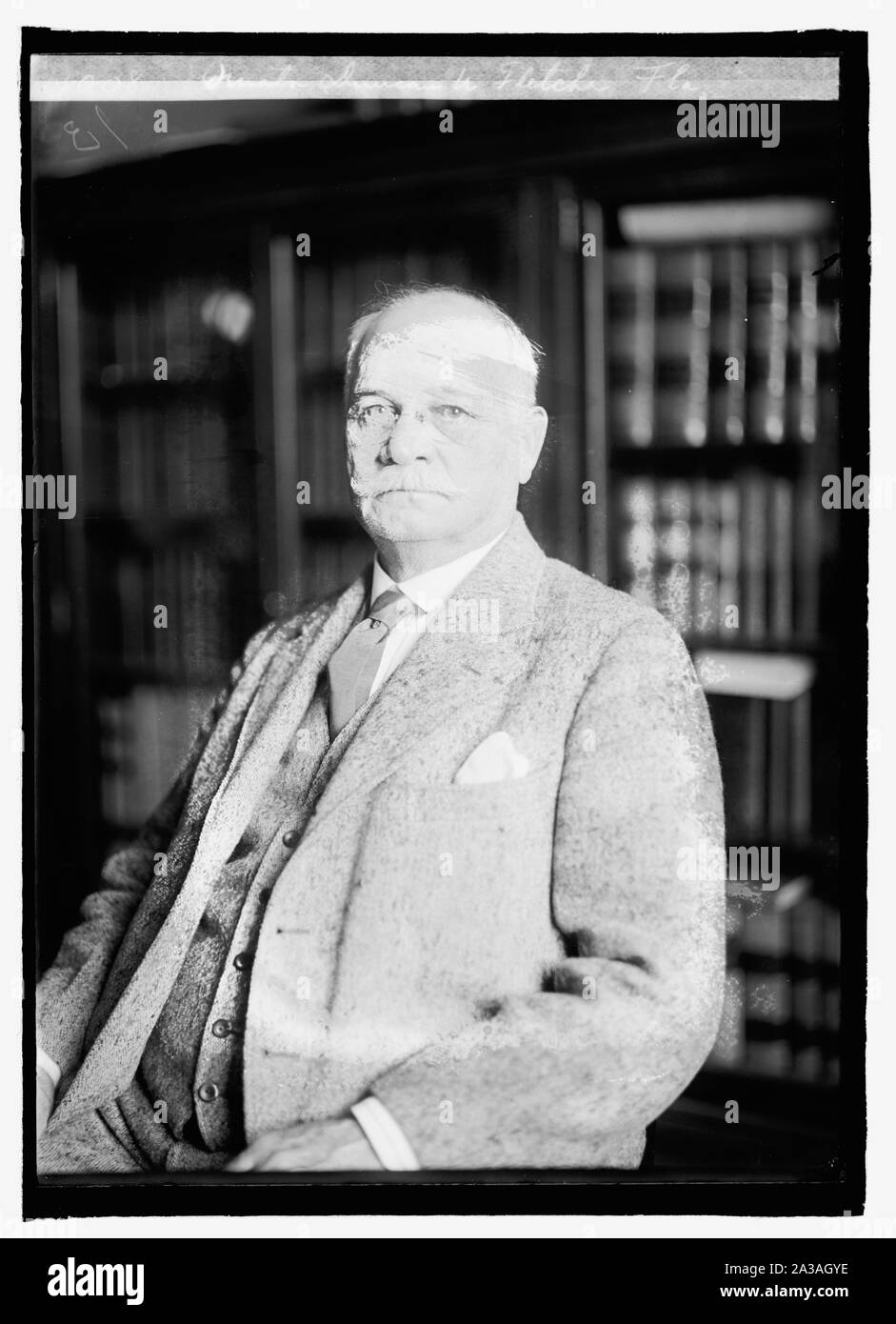 Senator duncan u hi-res stock photography and images - Alamy