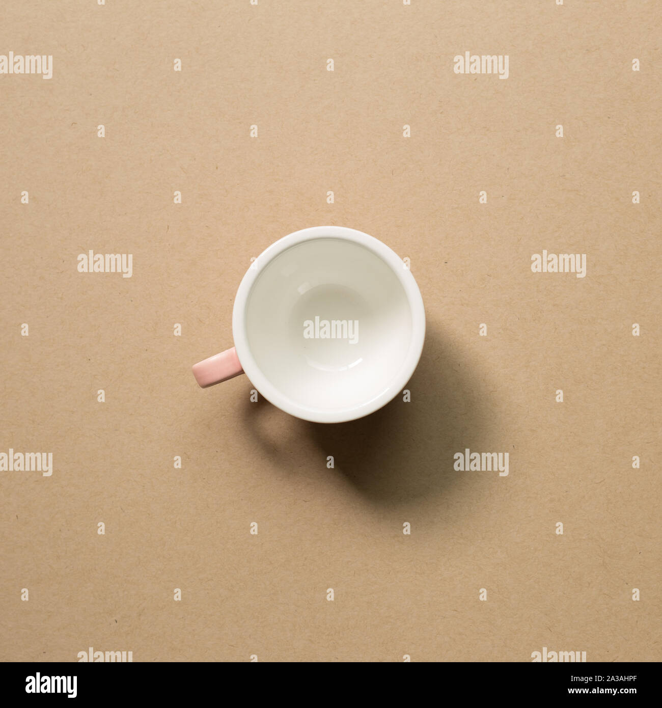 Empty mug hi-res stock photography and images - Alamy