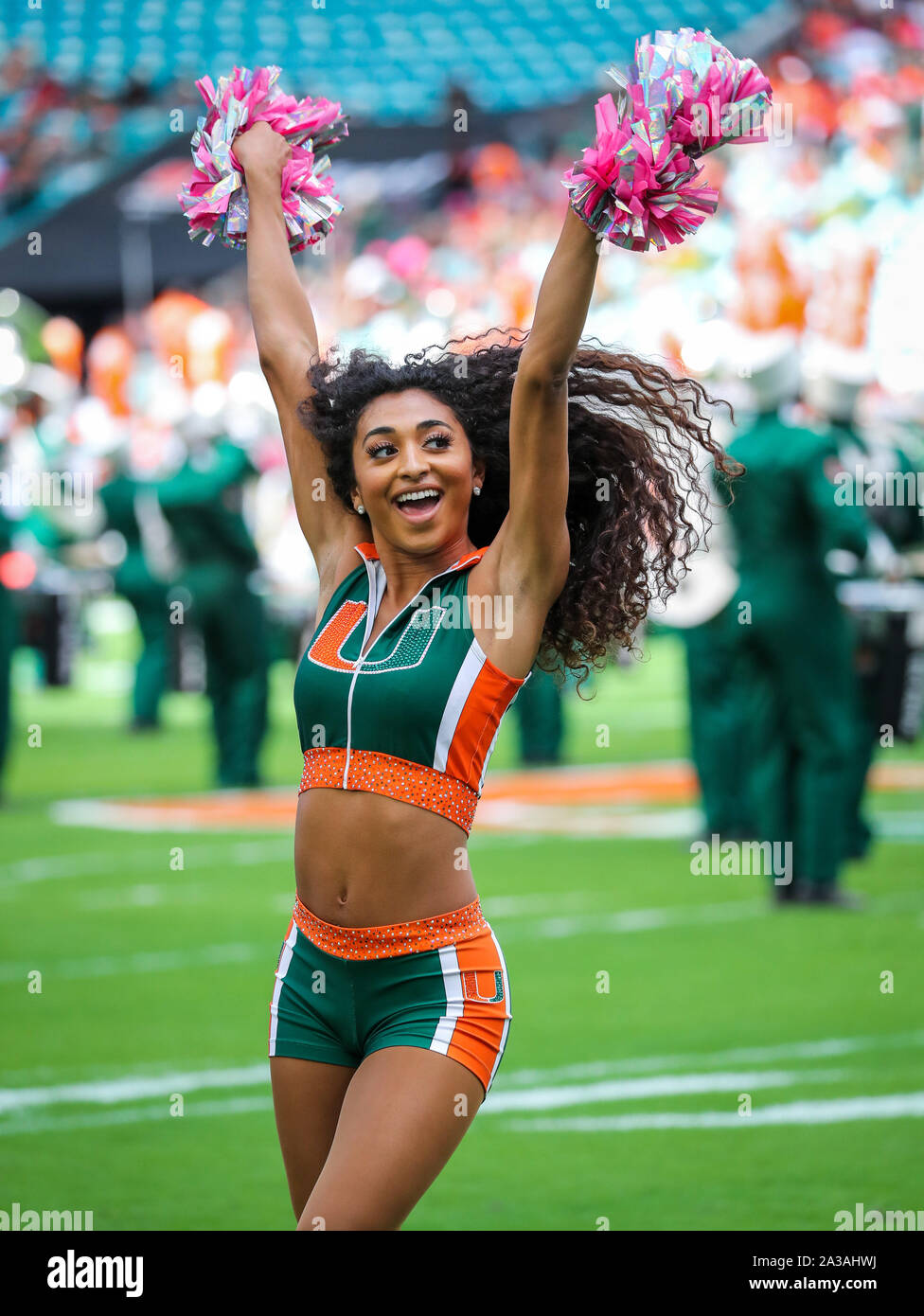 Virginia tech hokies cheerleader hi-res stock photography and images ...