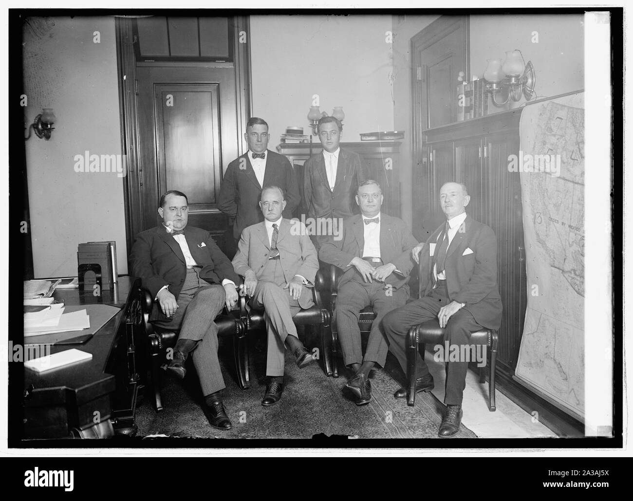 Democratic senatorial campaign hi-res stock photography and images - Alamy