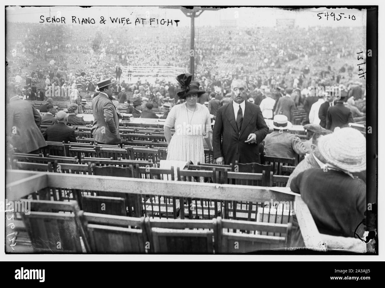 Riano Black and White Stock Photos & Images - Alamy