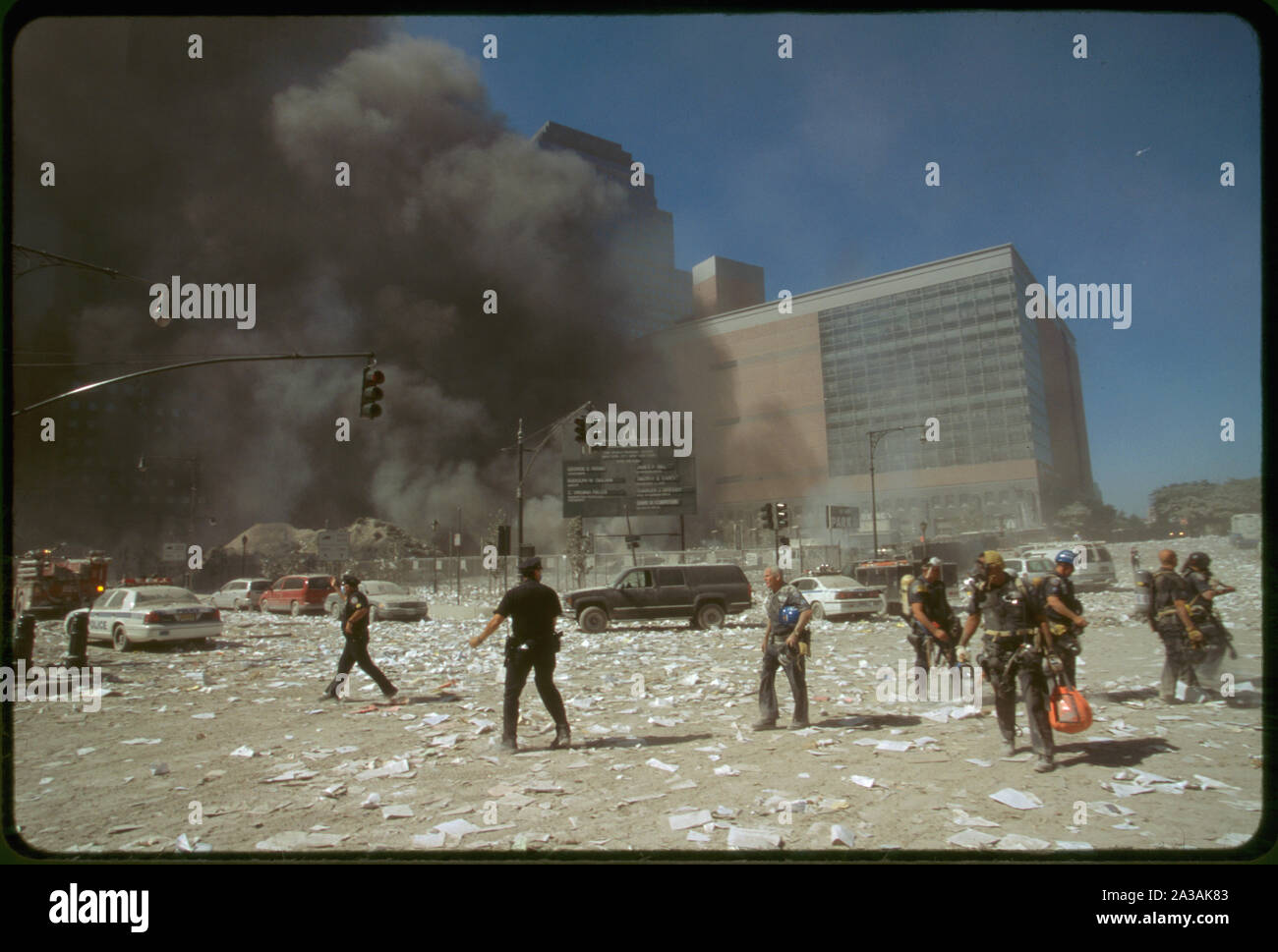 World trade center twin towers burning hi-res stock photography and ...