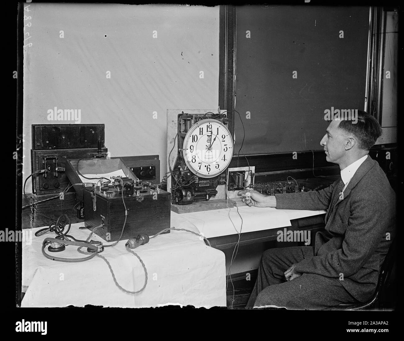 Setting the clocks hands by radio. U.S. Dunmore Bureau of Standards who ...