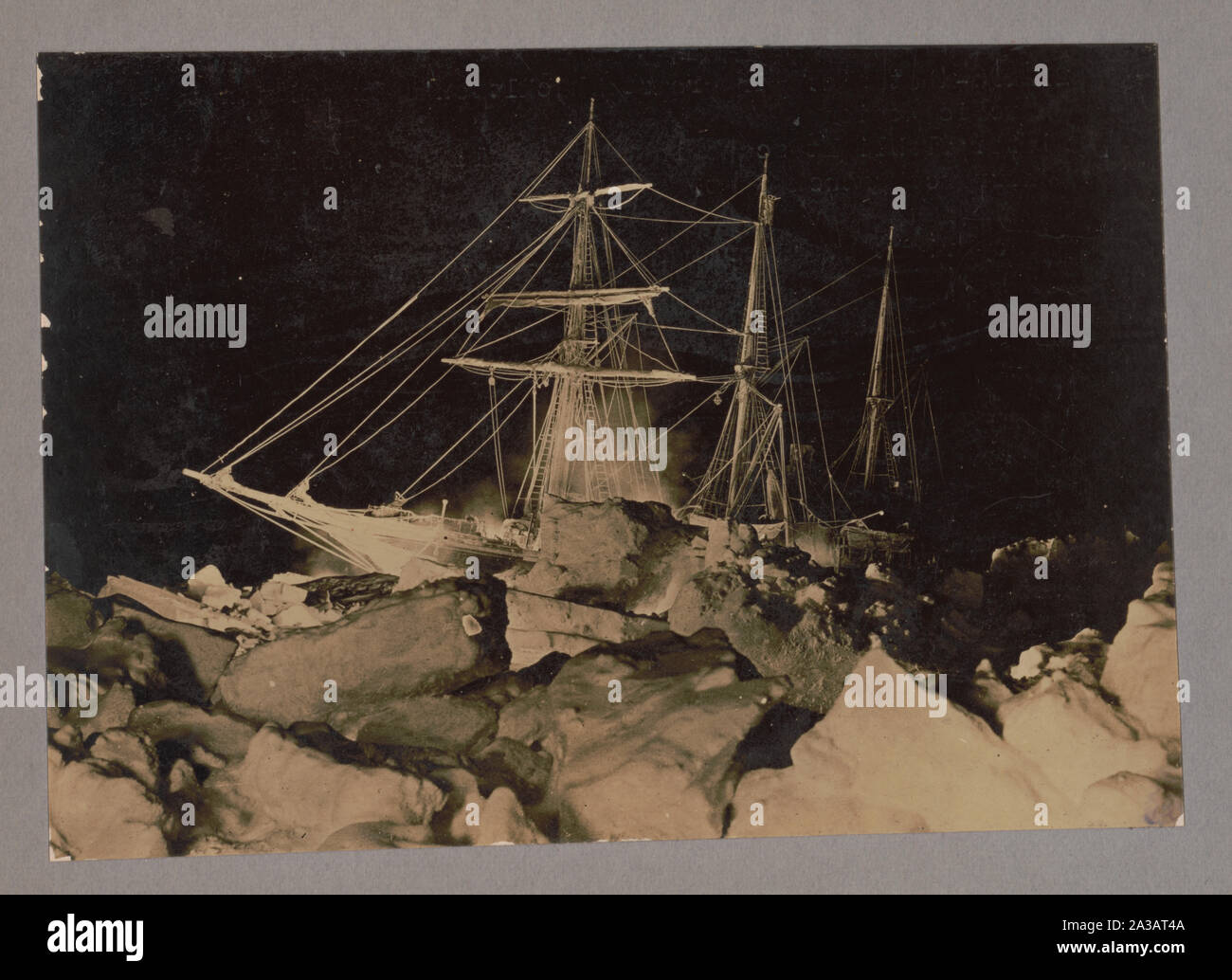 Shackleton's expedition to the Antarctic winter flashlight scene in the ...