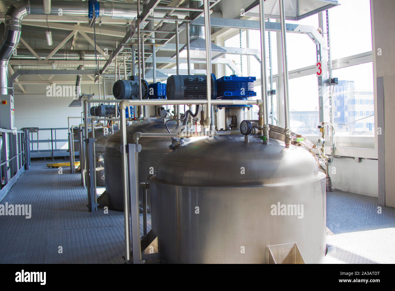 Metal tanks tank setup industrial hi-res stock photography and images ...