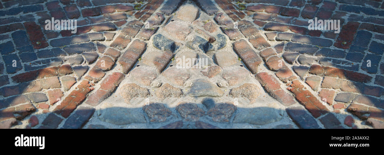 Banner stone road, pavement. Boulder Pavement Stock Photo - Alamy