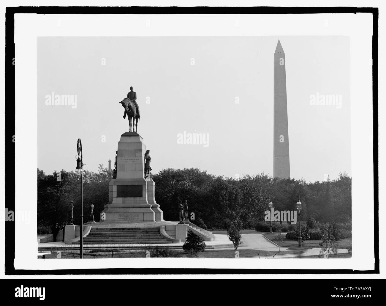 Sherman statue & Wash. Monument Stock Photo - Alamy