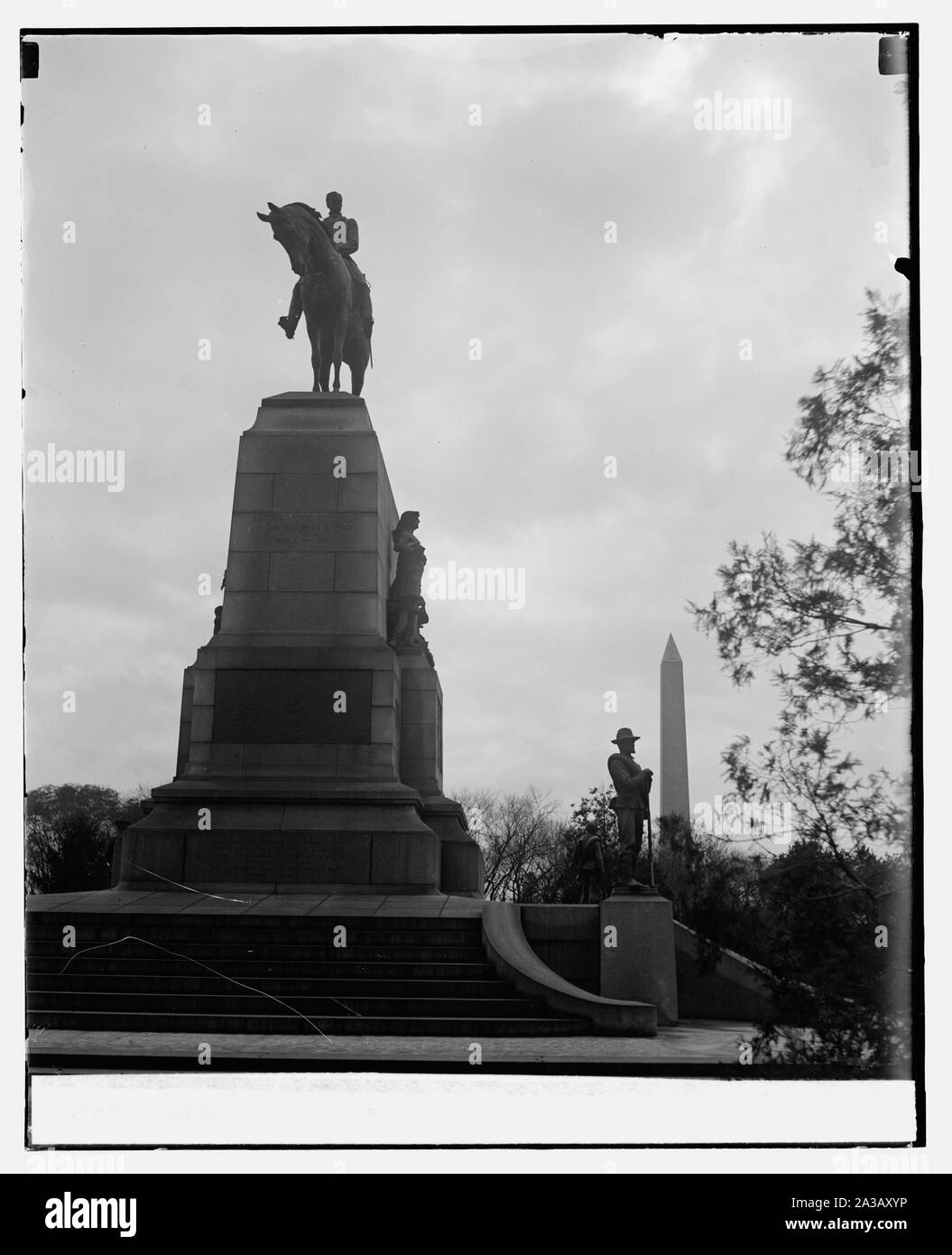 William tecumseh sherman statue Black and White Stock Photos & Images ...
