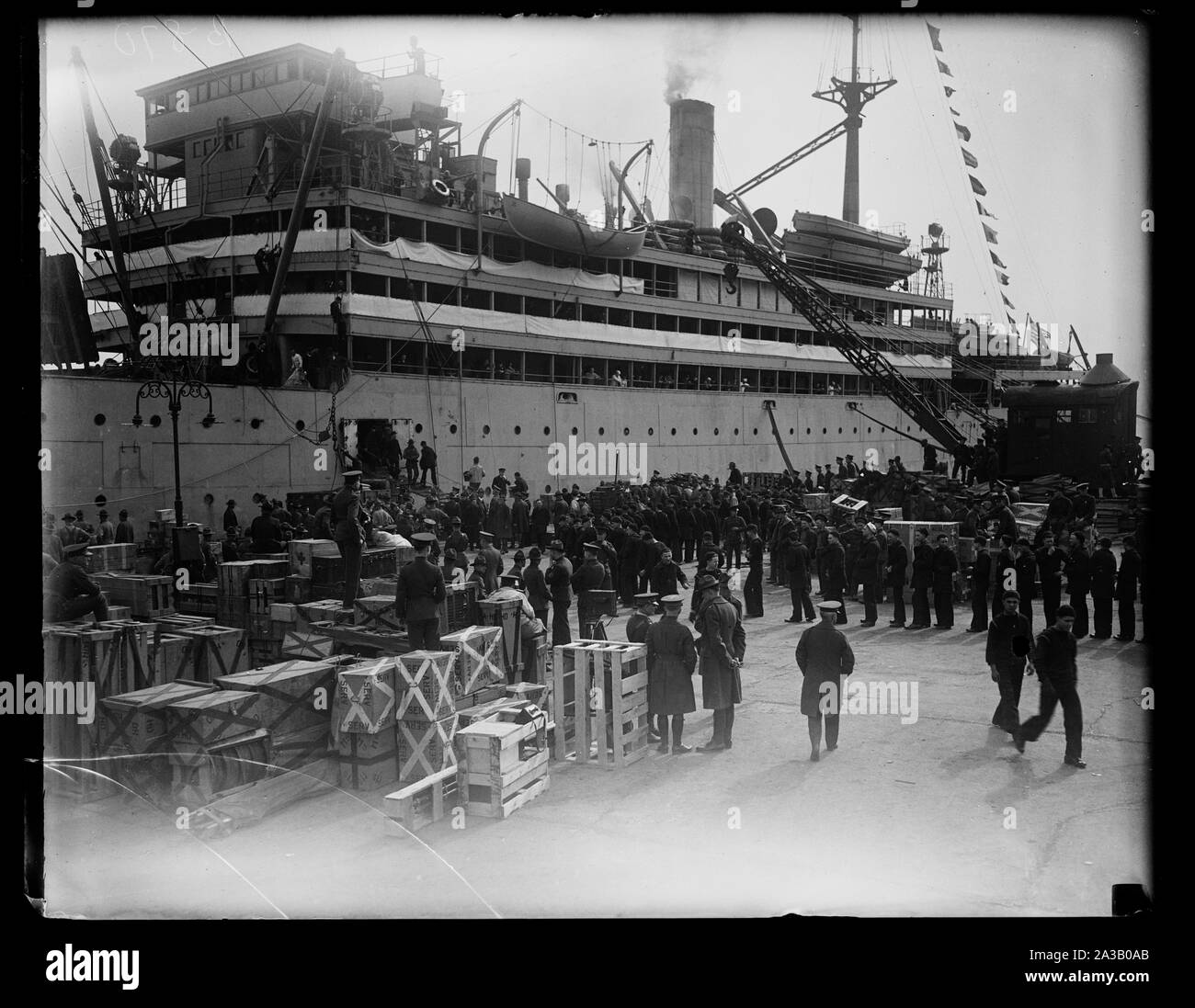 Henderson ship hi-res stock photography and images - Alamy
