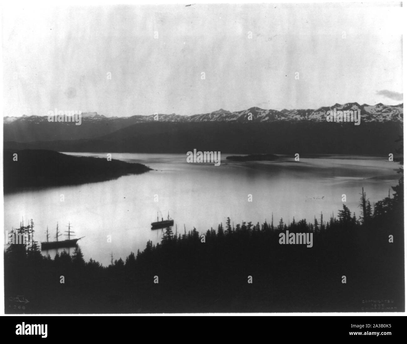 Inner channel hi-res stock photography and images - Alamy