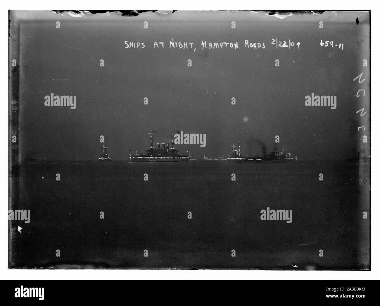 Nighttime sea Cut Out Stock Images & Pictures - Alamy