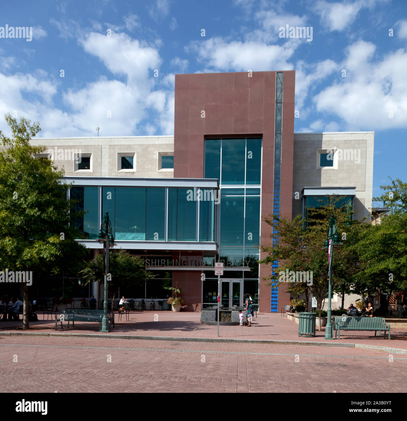 Shirlington hi-res stock photography and images - Alamy