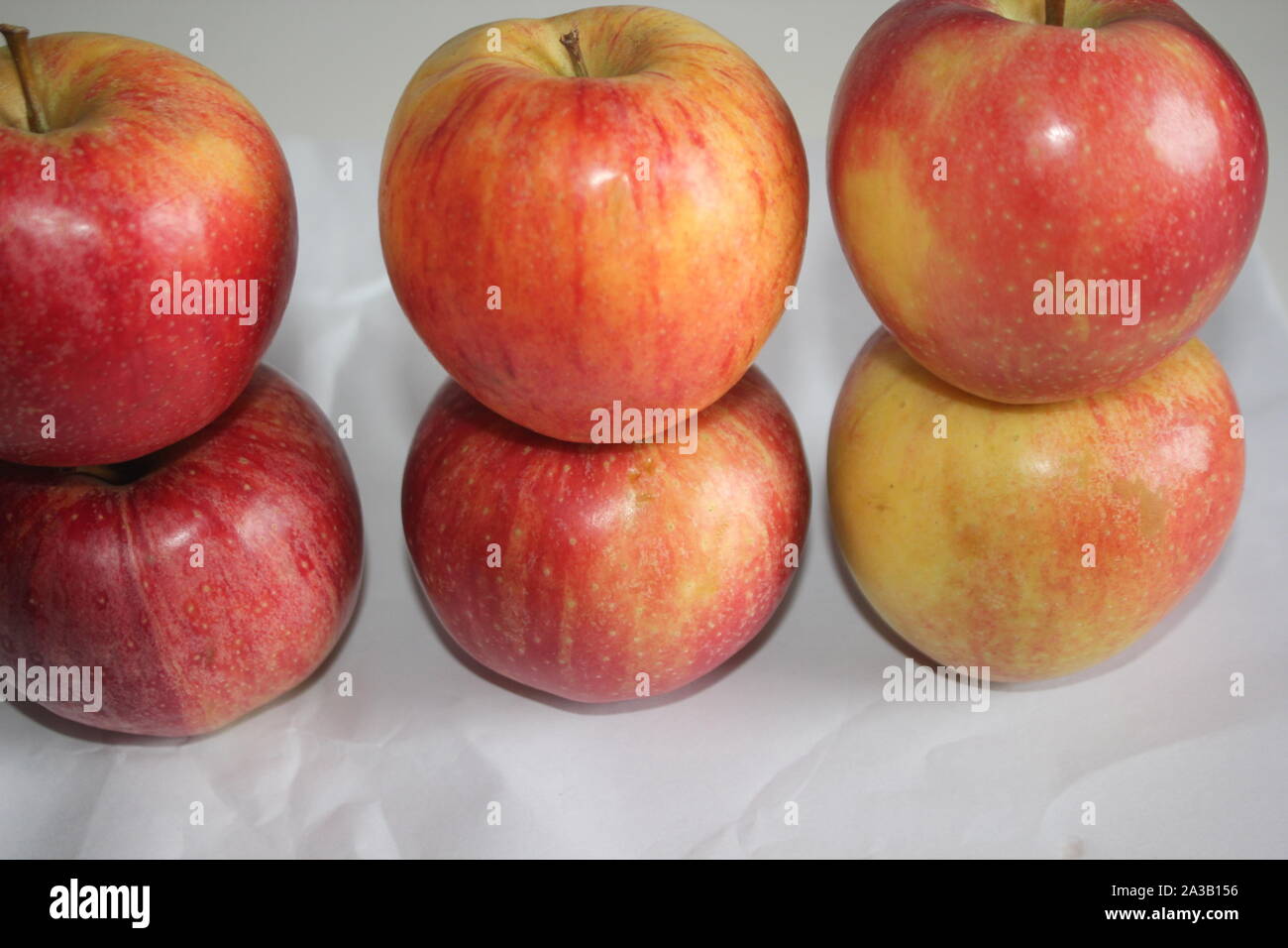Good healthy apples hi-res stock photography and images - Alamy