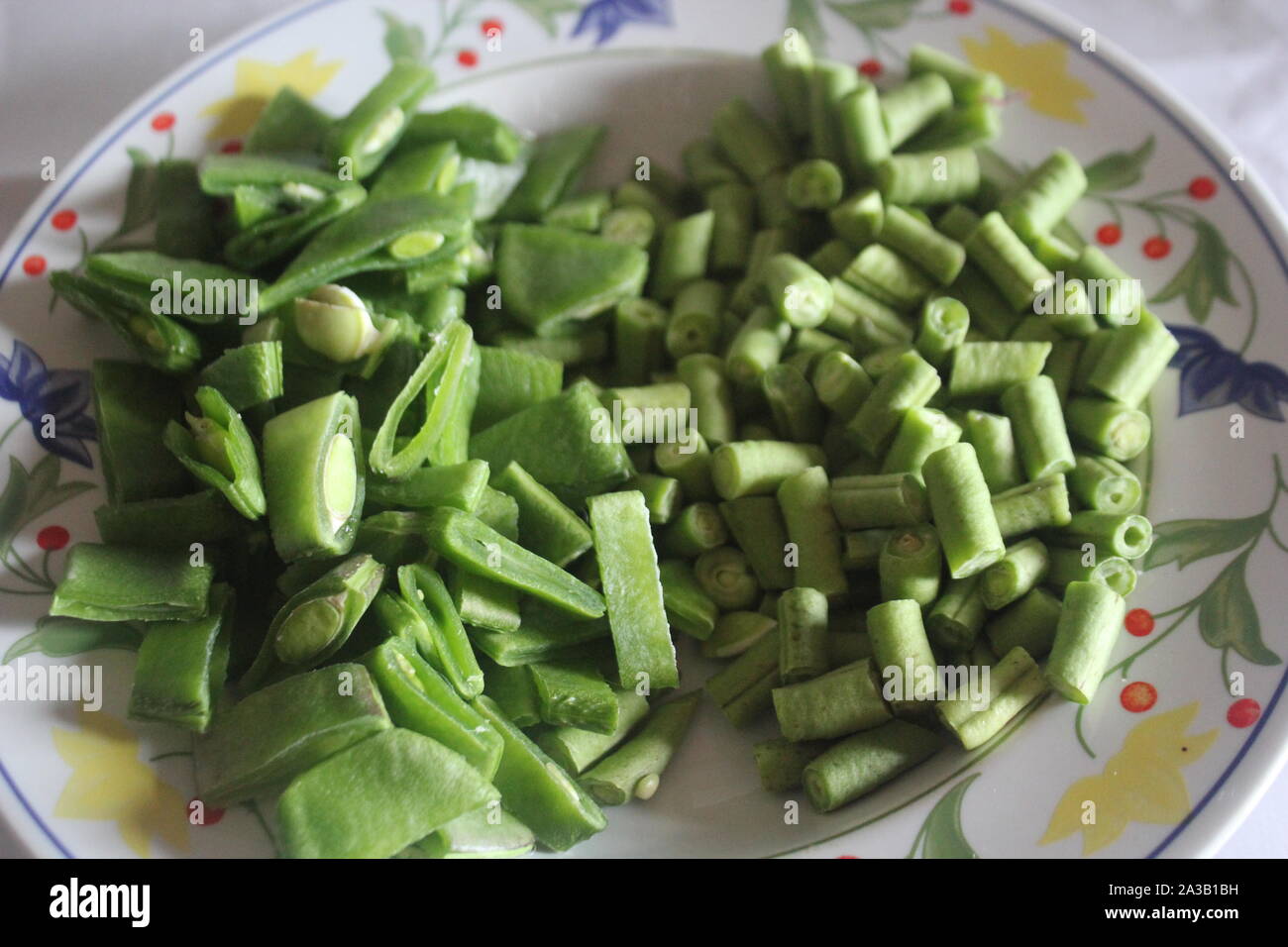 Fresh vegetables cuts hi-res stock photography and images - Alamy