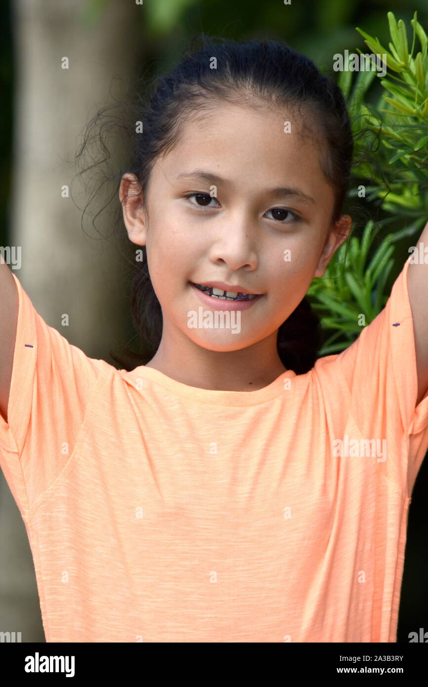 Friendly teenage girl hi-res stock photography and images - Alamy