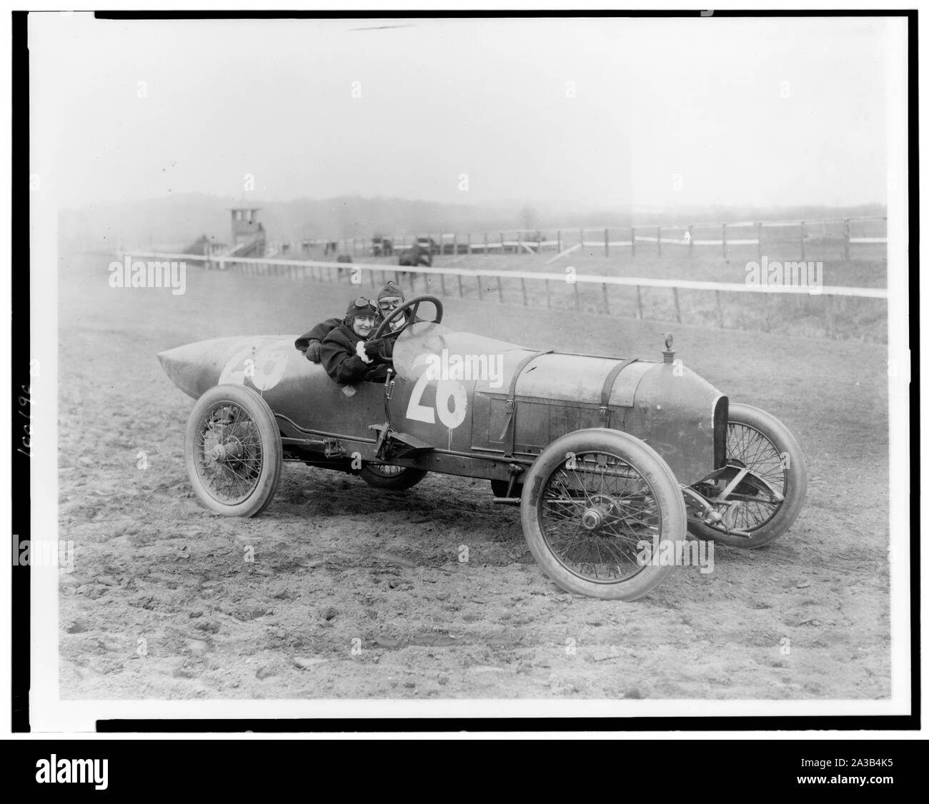 Woman track vintage Black and White Stock Photos & Images - Alamy