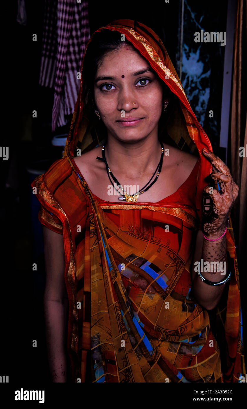 Indian Woman In Slum Town High Resolution Stock Photography and Images ...