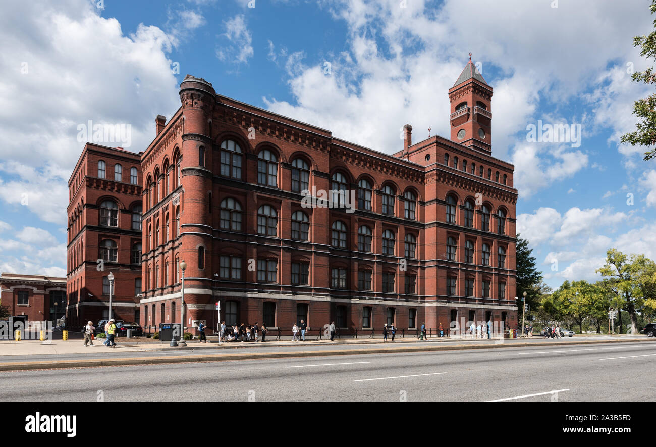 Sidney Yates Federal Building, Washington, D.C Stock Photo - Alamy