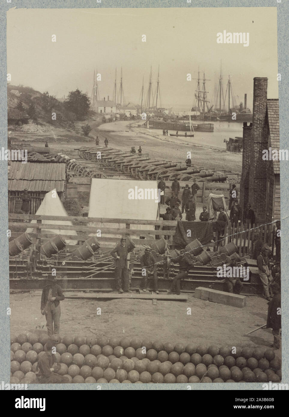 Siege train hi-res stock photography and images - Alamy