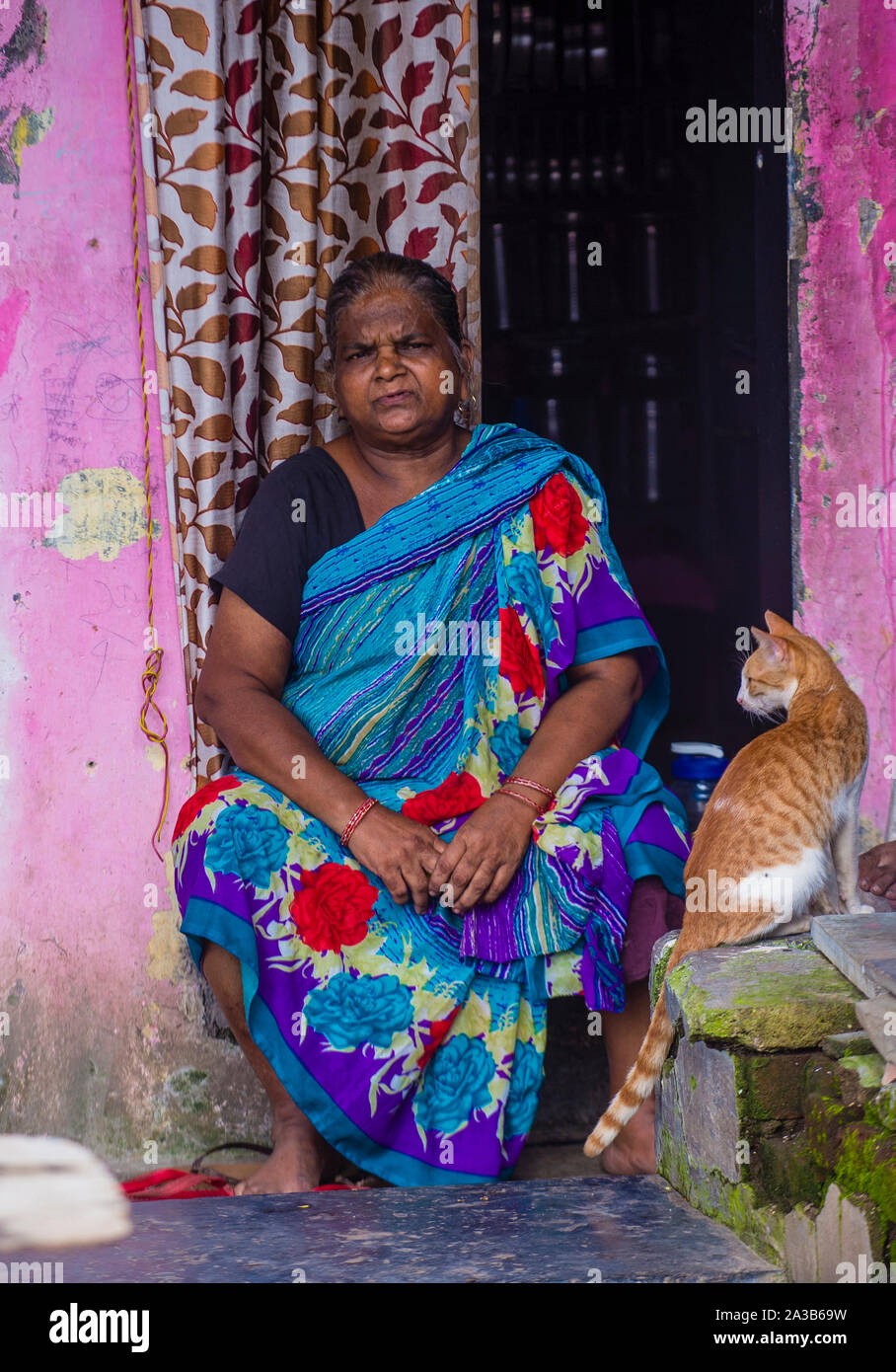 Portrait of an Indian woman in Asalfa Mumbai India Stock Photo - Alamy