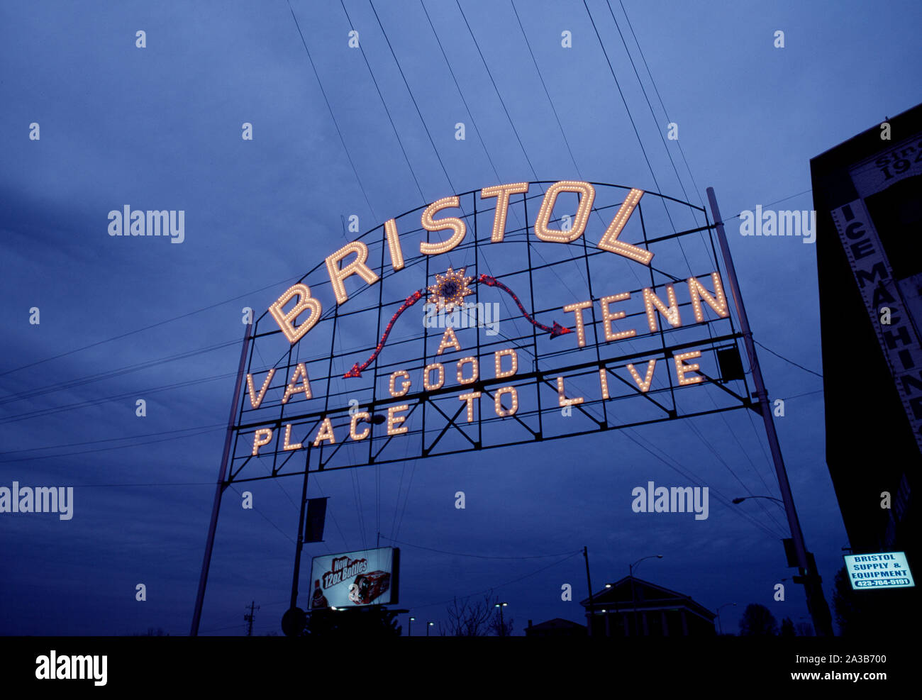 Sign, Bristol, Virginia-Tennessee border Stock Photo - Alamy