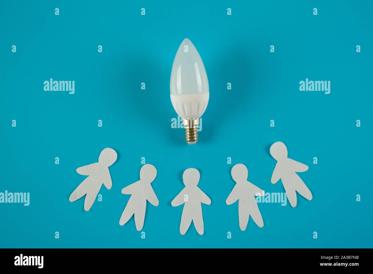 Business idea concept. Businessmen and lightbulb idea Stock Photo - Alamy