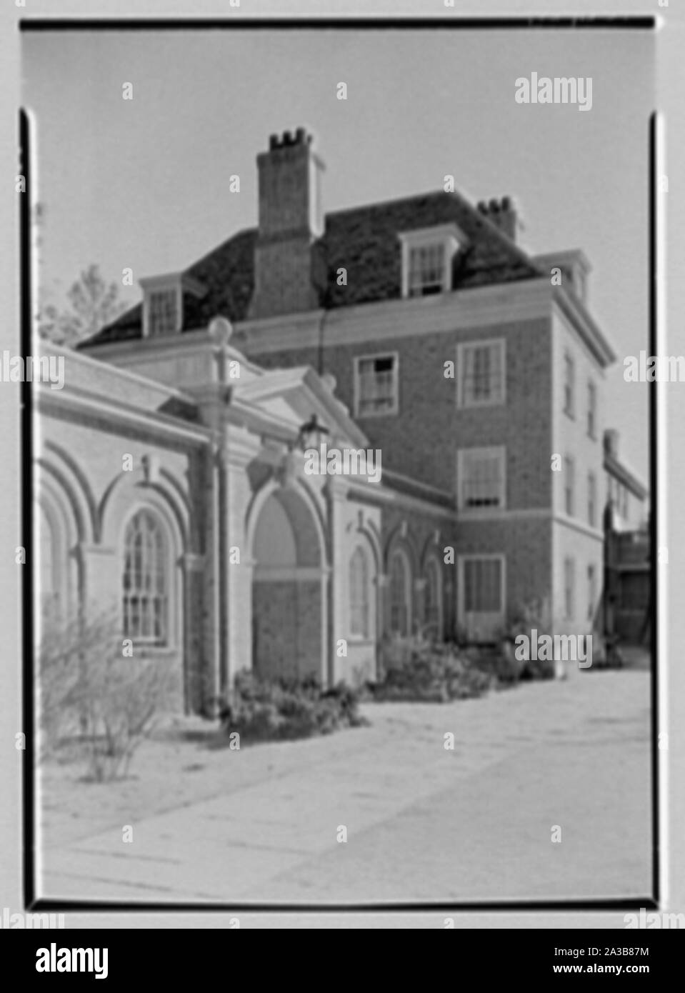 High Resolution Yale Silliman College