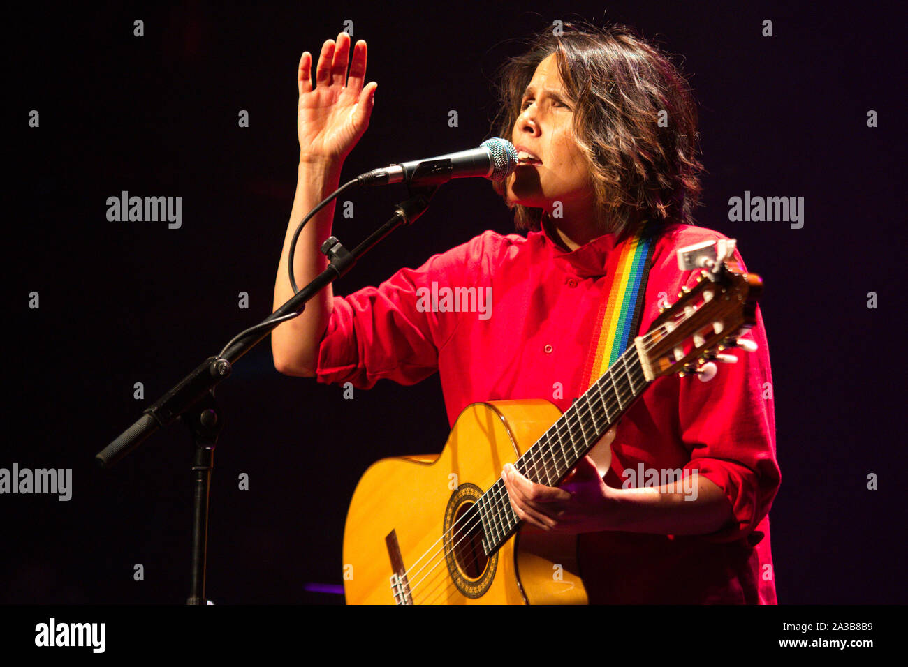 berlin-deutschland-05th-oct-2019-tanita-tikaram-live-at-a-concert