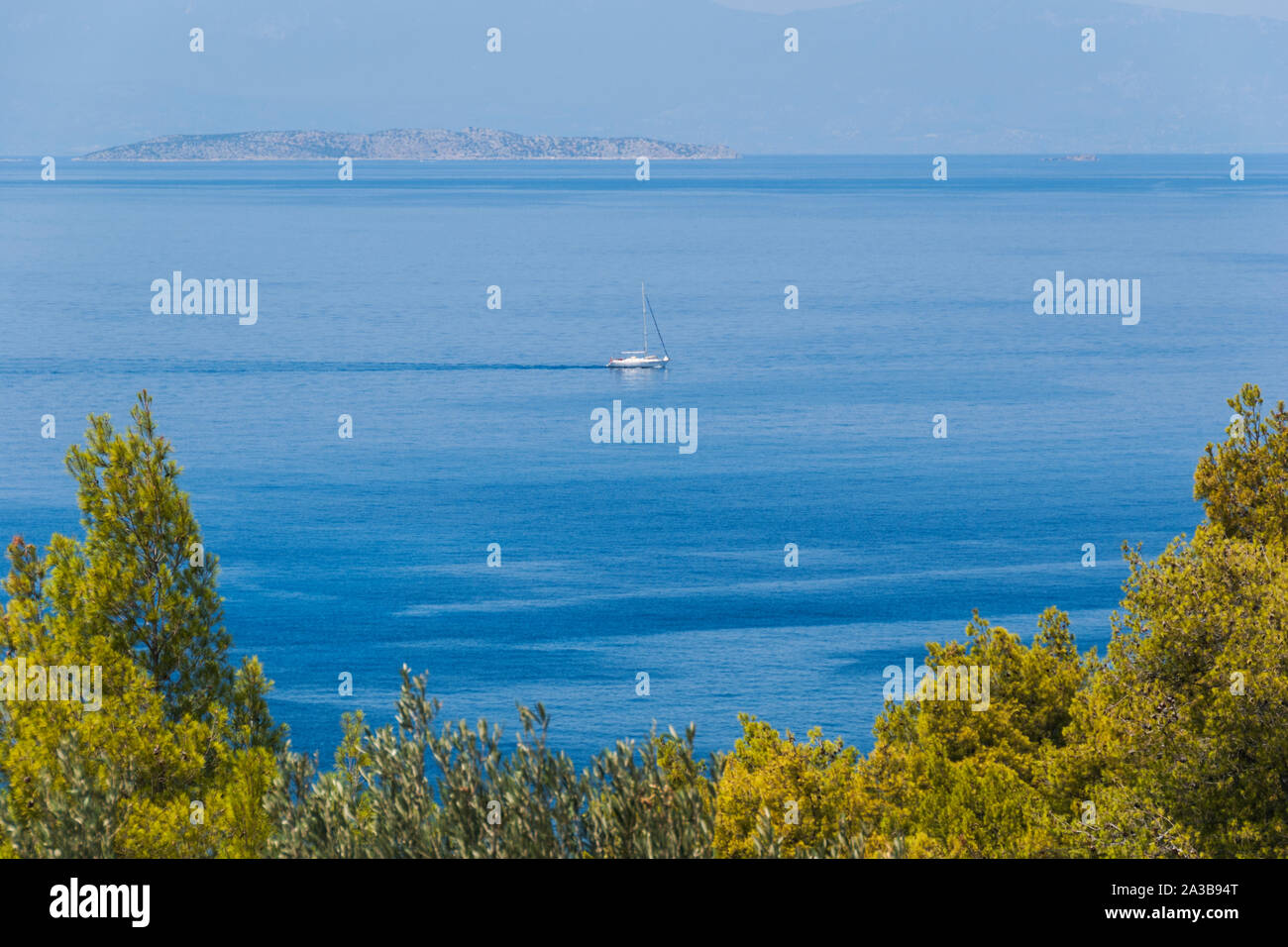 Sailing gulf islands hi-res stock photography and images - Alamy