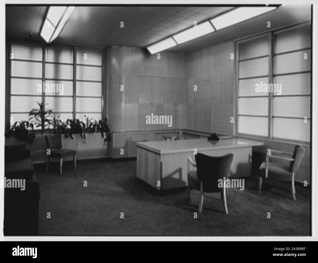 Simmons Co., 1 Park Ave., New York City Stock Photo - Alamy