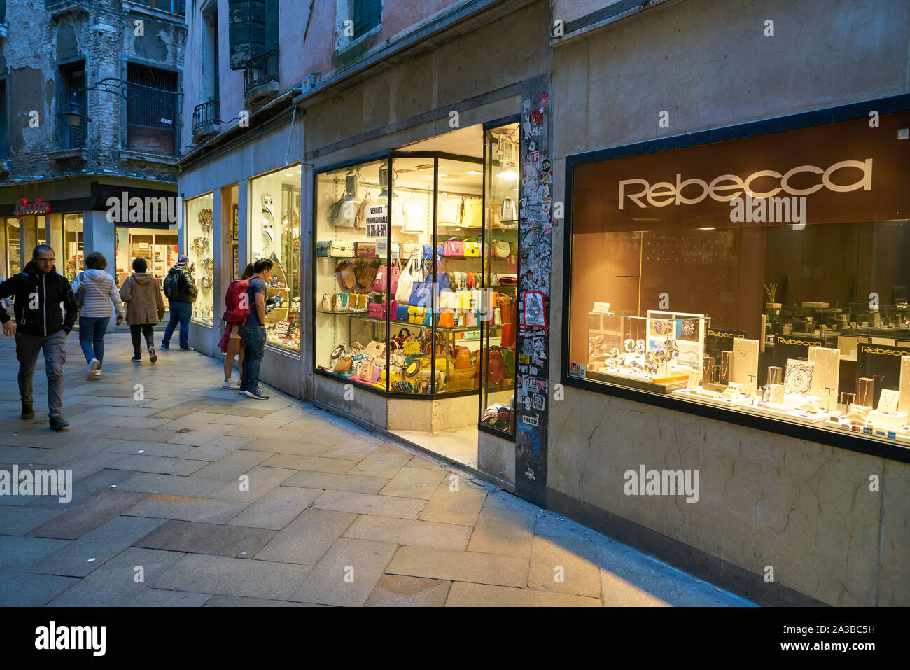 VENICE, ITALY - CIRCA MAY, 2019: display window of a shop in Venice ...