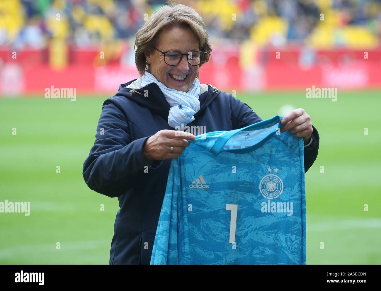 Isbert hi-res stock photography and images - Alamy