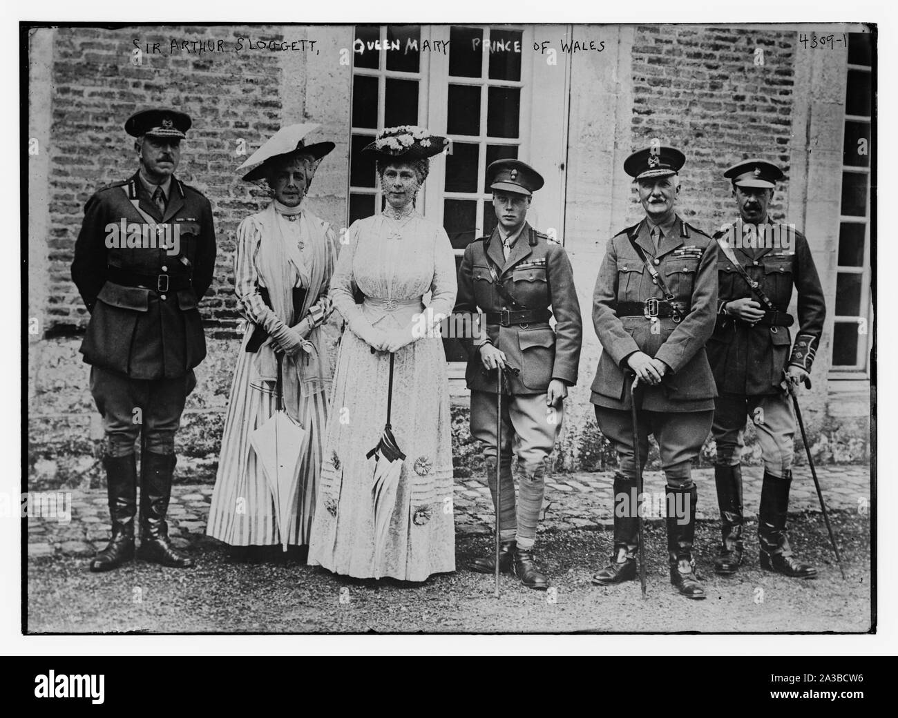 Sir Arthur Sloggett, Queen Mary, Prince of Wales Stock Photo - Alamy