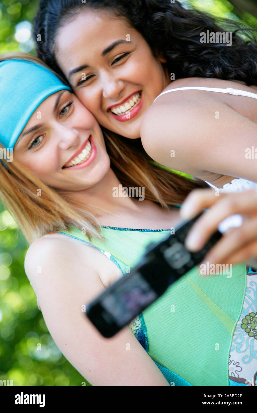 women with mobile phone Stock Photo - Alamy