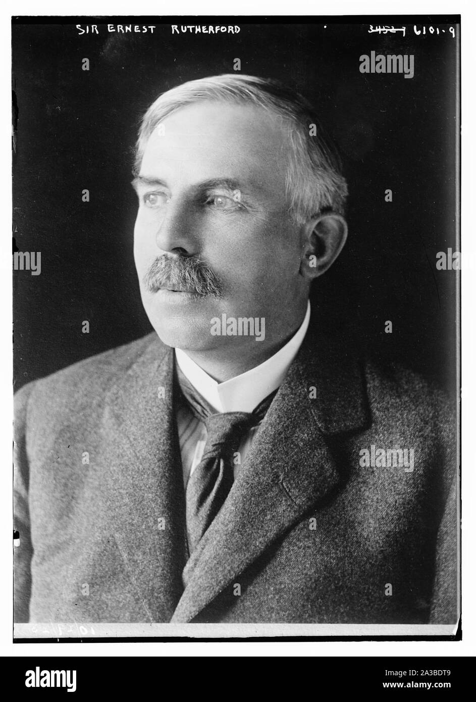 Ernest rutherford hi-res stock photography and images - Alamy