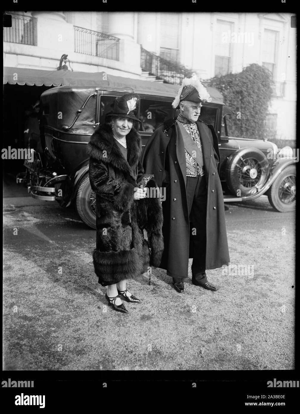 Sir Esme Howard and Lady Isabella Howard as they appeared at the White ...