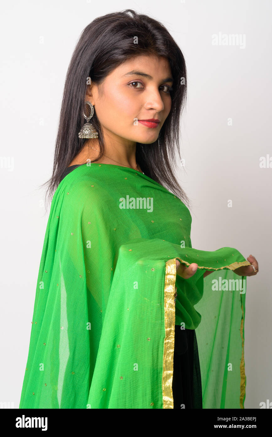 Young beautiful Persian woman in traditional clothing Stock Photo - Alamy