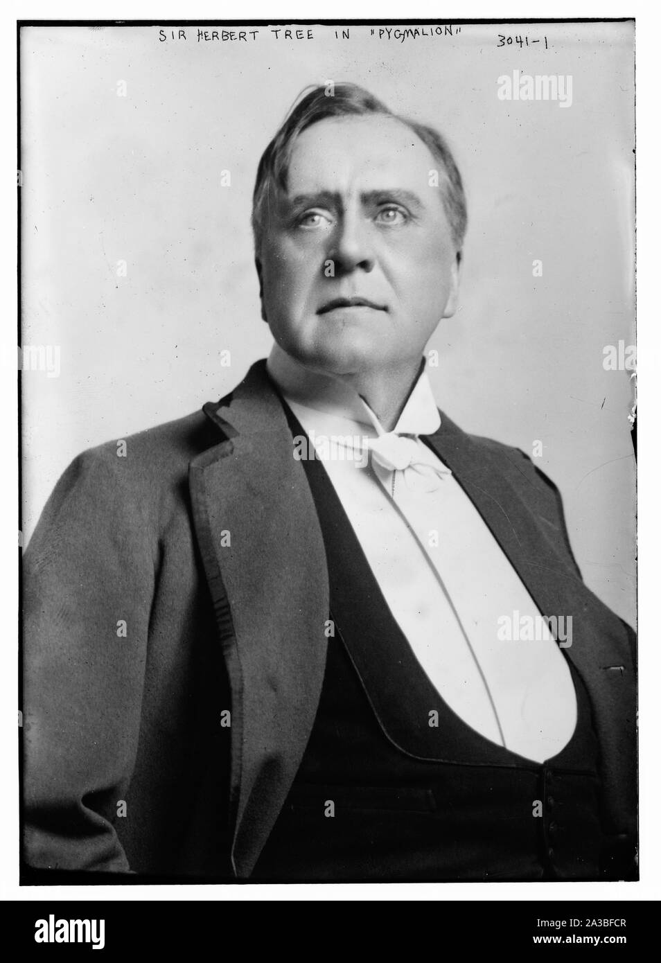 Sir Herbert Tree in Pygmalion Stock Photo - Alamy