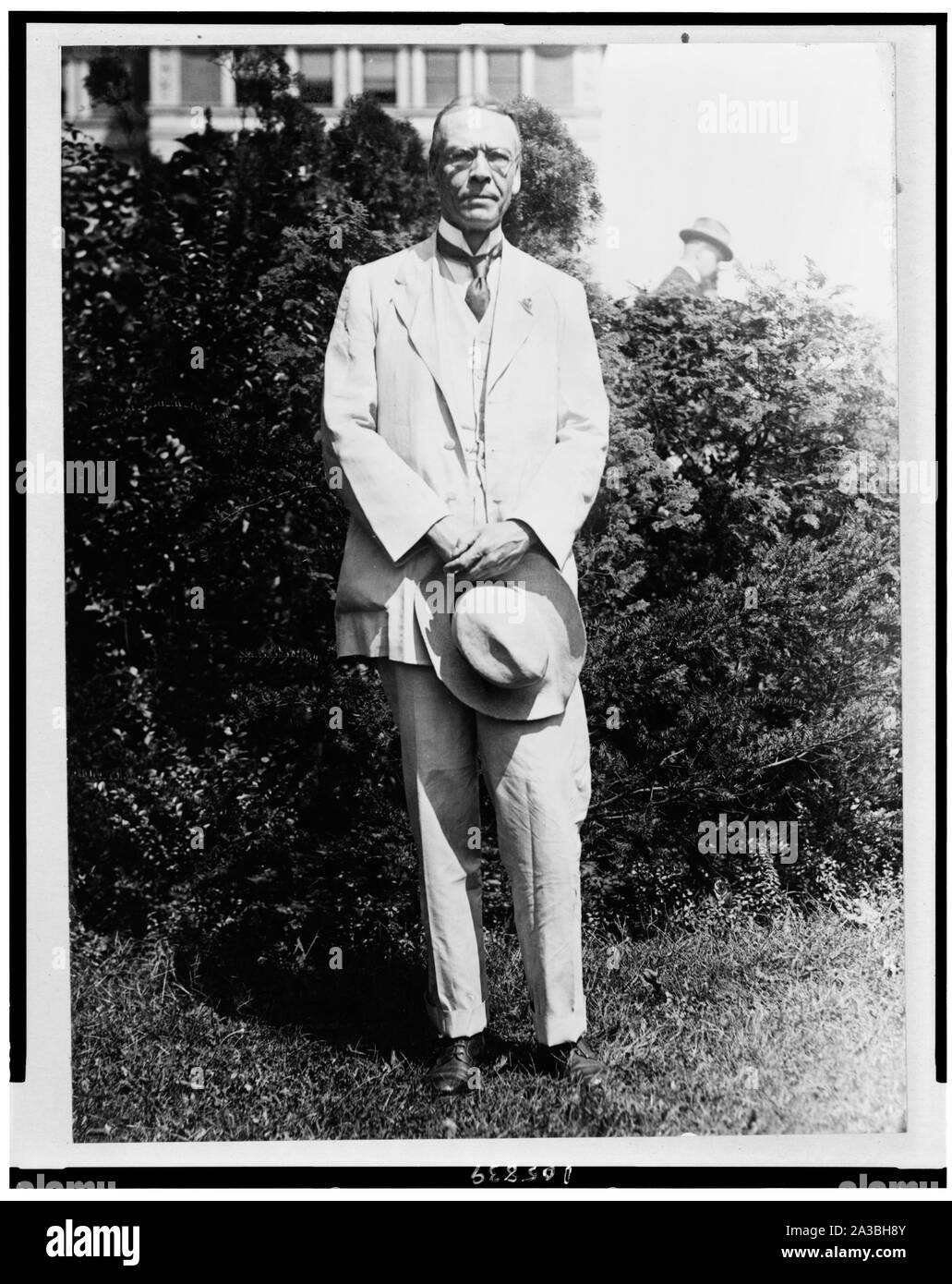 Sir William Pope at Columbia University] / photo by Underwood ...