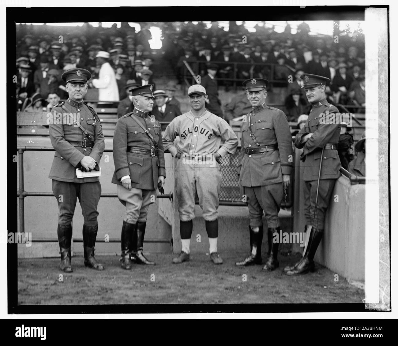 Sisler hi-res stock photography and images - Alamy