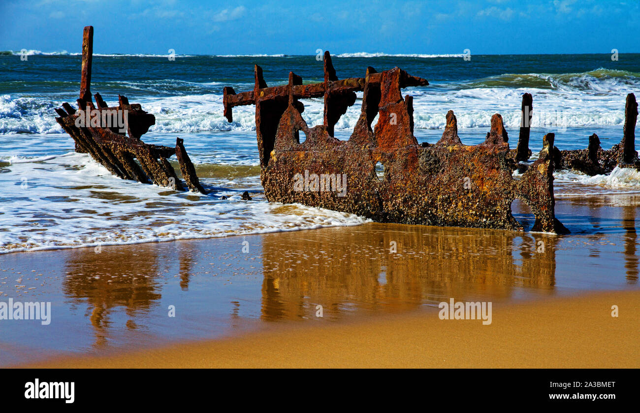 Dicky Beach S.S. Dicky Steamboat shipwreck 1883 Stock Photo - Alamy