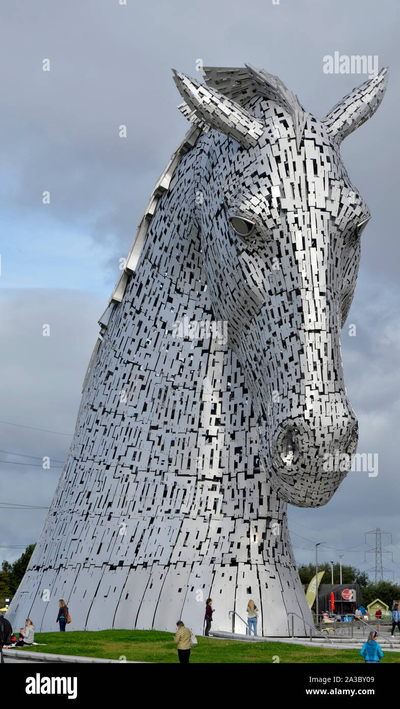 The Kelpies, sculptures by artist Andy Scott in the Helix park in ...