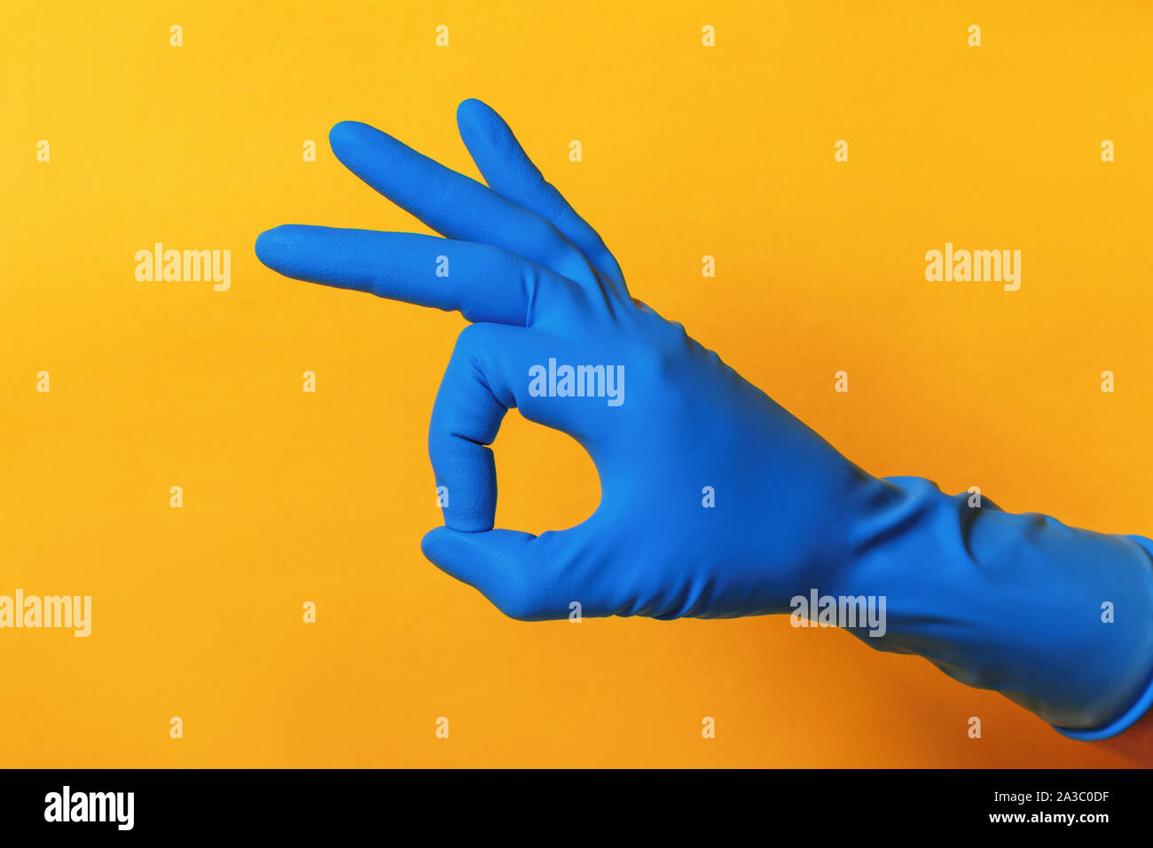 Ok hand symbol hi-res stock photography and images - Alamy