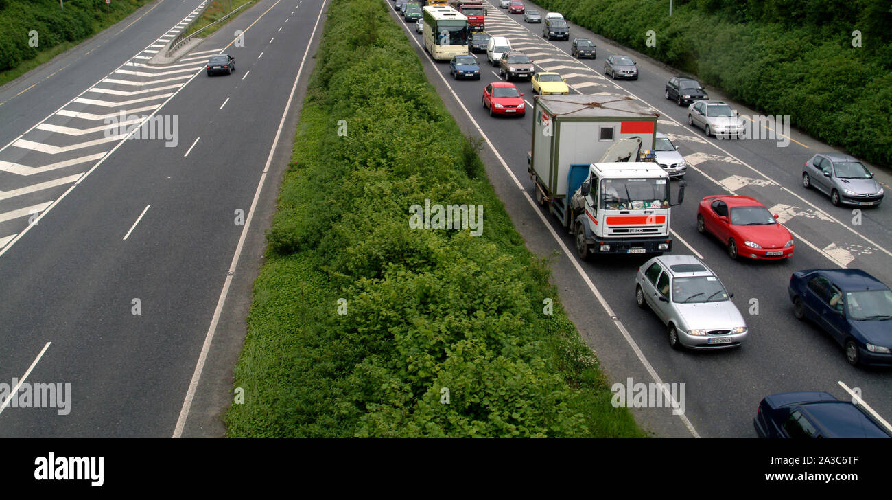 Busy motorway hi-res stock photography and images - Alamy
