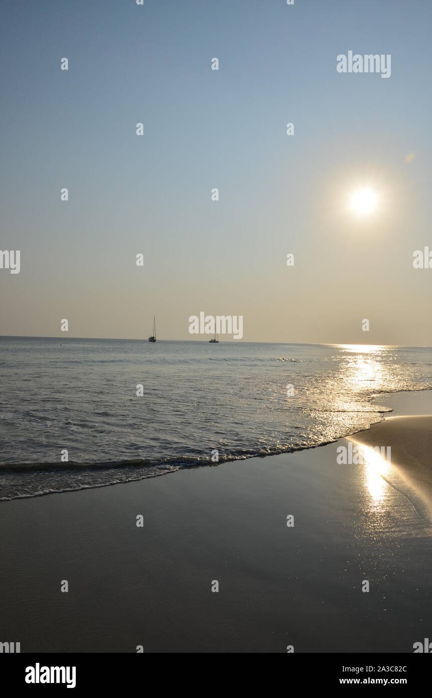 Evening light island hi-res stock photography and images - Alamy