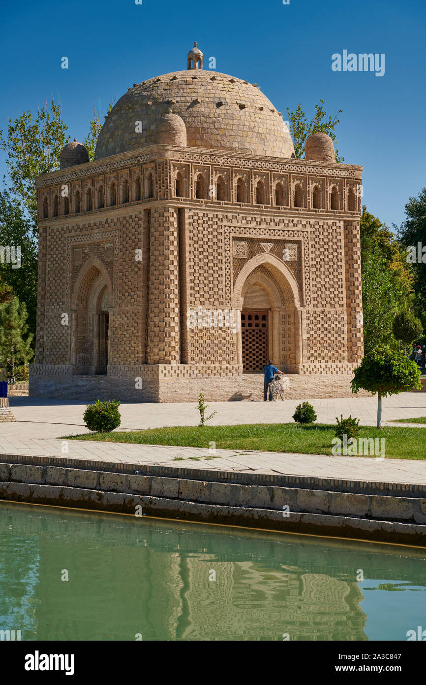 The Ismail Samani Mausoleum, Ismoil Somoniy maqbarasi, Bukhara ...