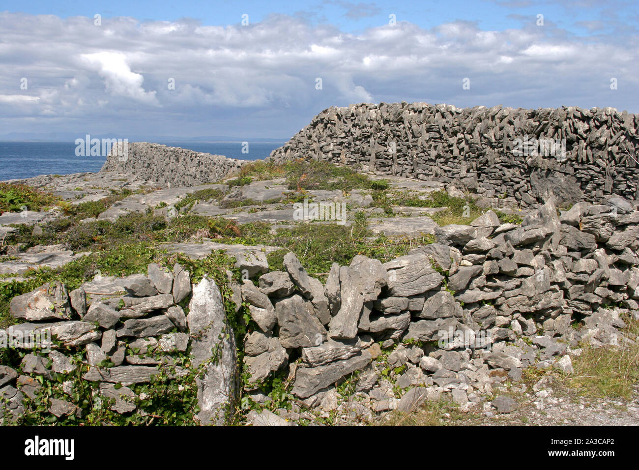 Stone Walls Aran Islands Ireland Stock Photo - Alamy