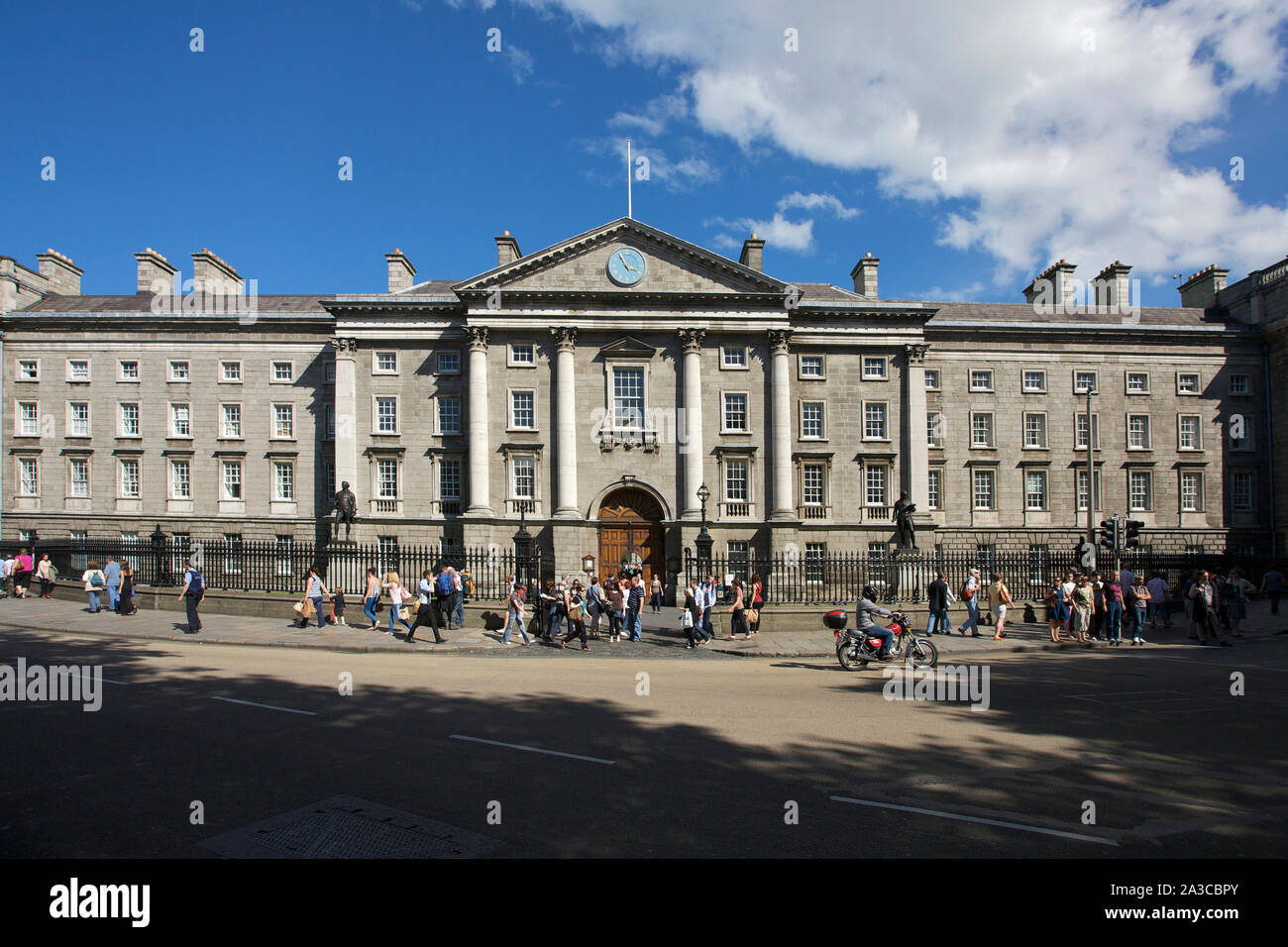 Trinity college dublin tcd hi-res stock photography and images - Alamy