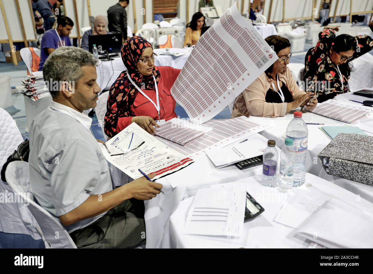 Tunis, Tunisia. 07th Oct, 2019. Members of Tunisia's Independent High ...